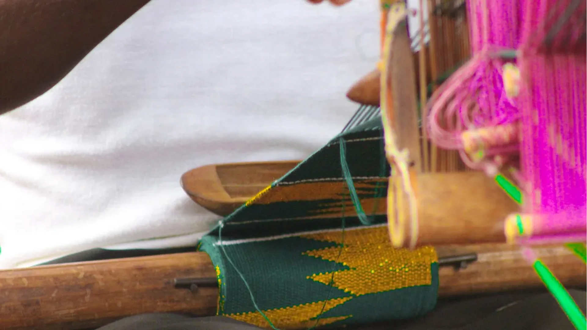 Exploring Ghana's Rich Textile Heritage and Artisan Techniques